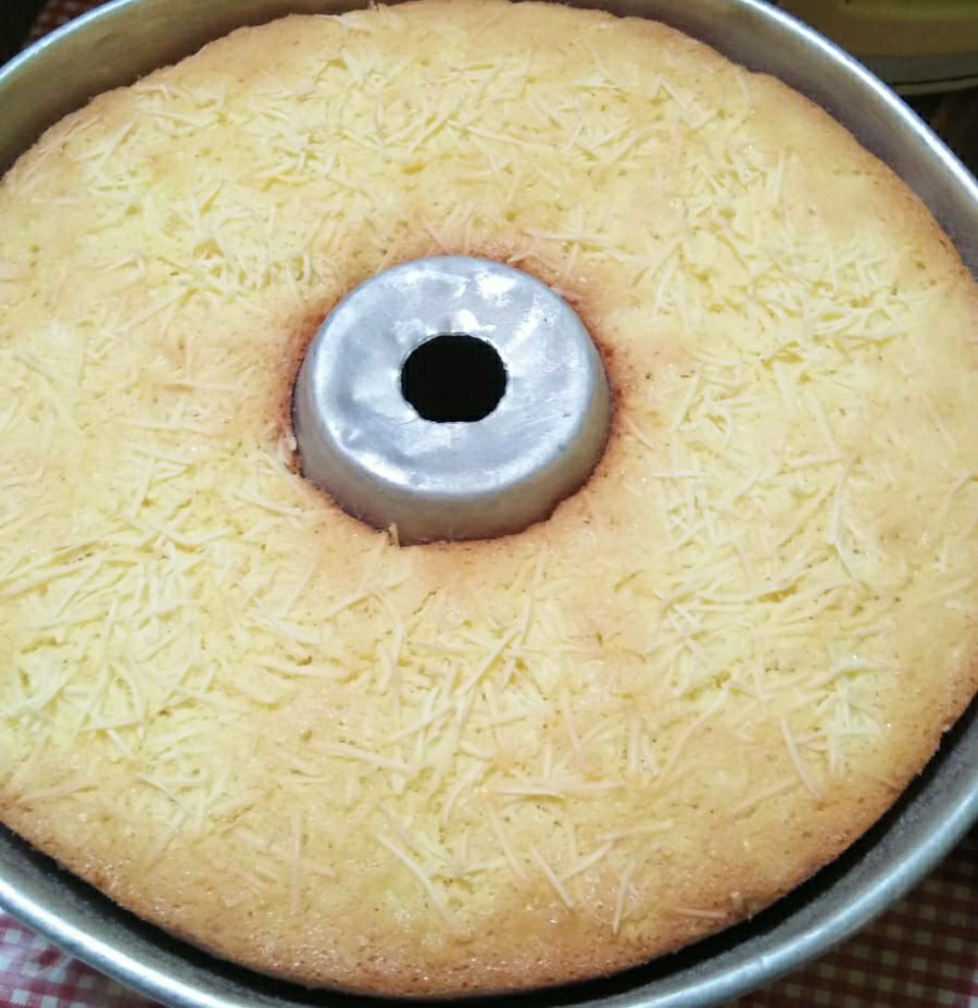 Bolu jadul keju, Makanan & Minuman, Kue-kue di Carousell