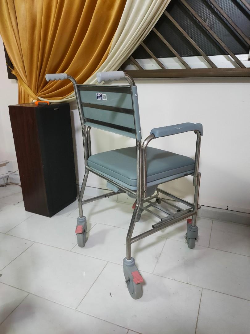 Commode Chair with Wheels and Cushion Seat for Shitting, Health ...