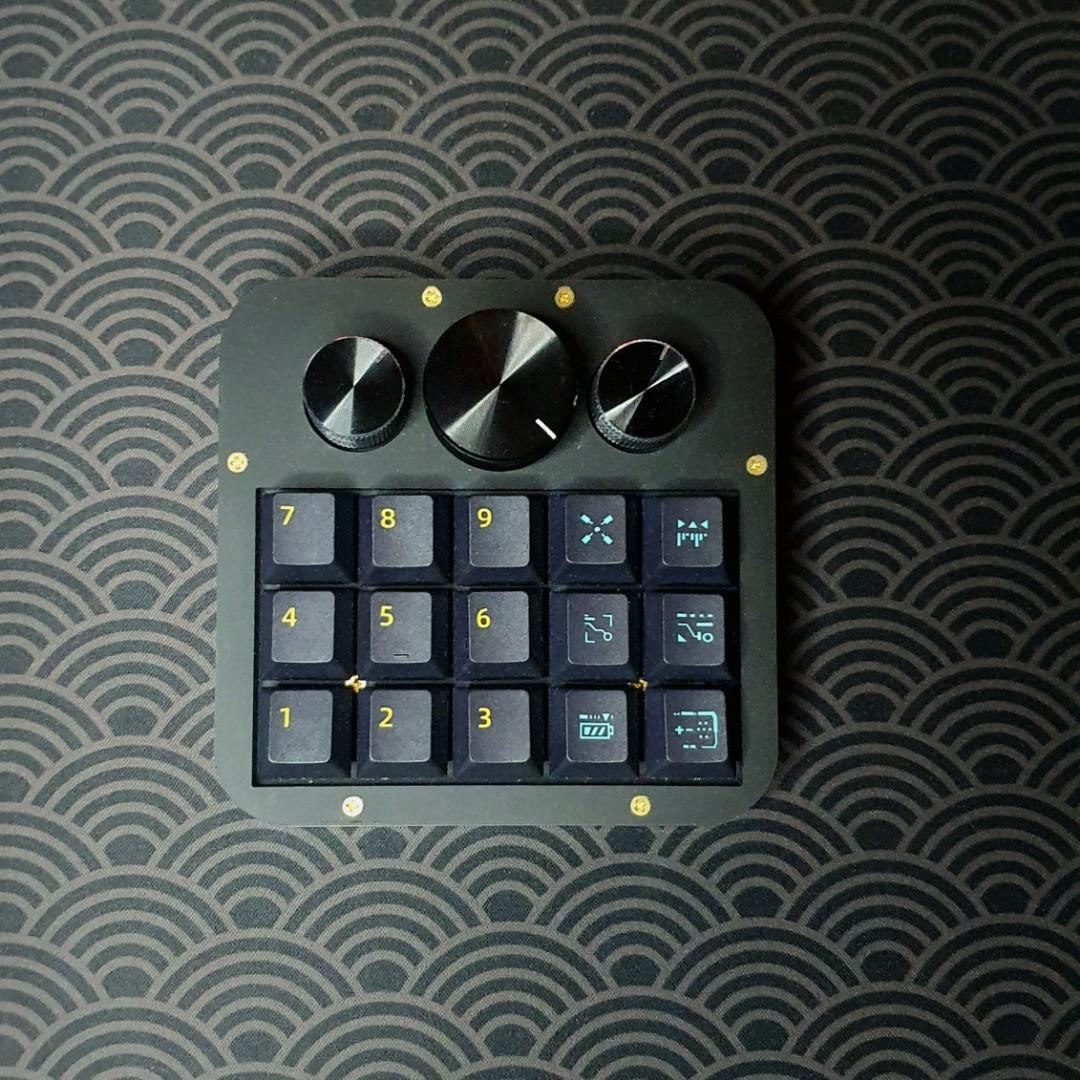 Custom Macropad w/ knobs (VIA Compatible), Computers & Tech, Parts ...