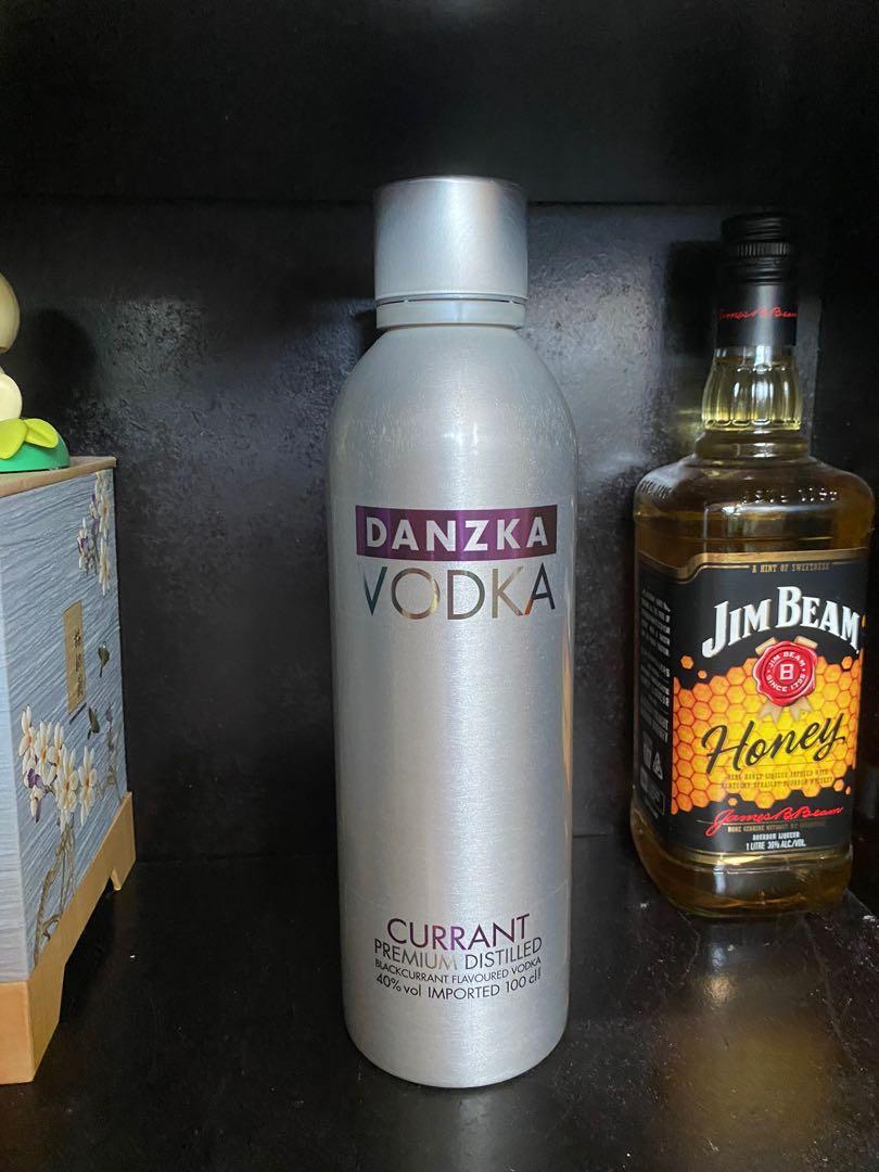 Danzka Vodka Currant, Food & Drinks, Alcoholic Beverages on Carousell
