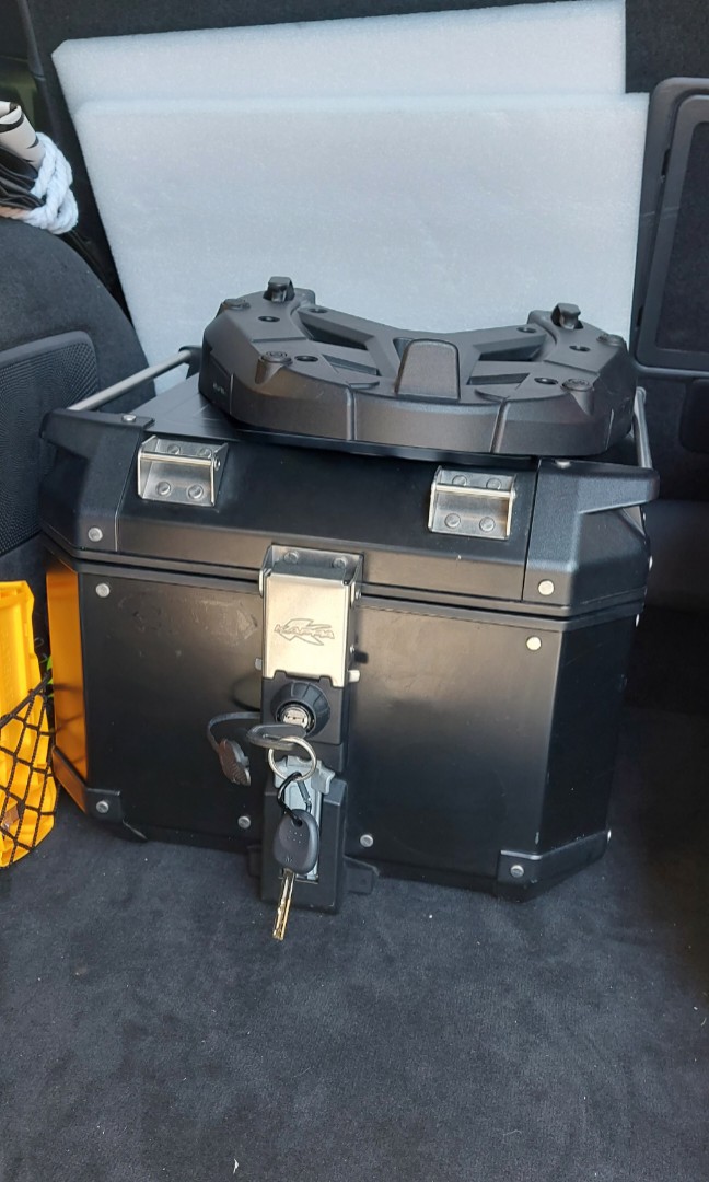 Kappa 42L top box with baseplate, Motorcycles, Motorcycle Accessories ...