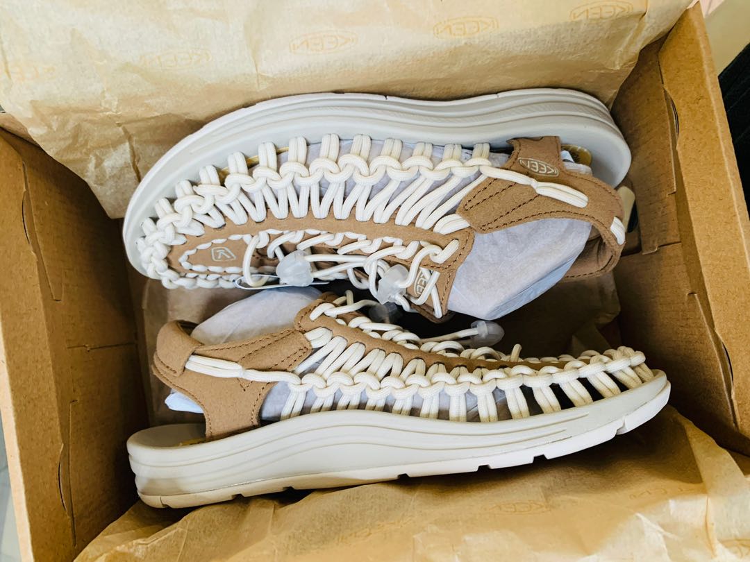 Keen (Emmi Exclusive Model, 女裝, 鞋, 涼鞋 - Carousell