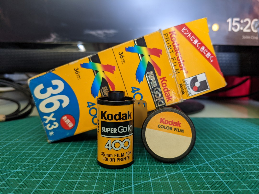 *最後一卷*絕版過期菲林Kodak Super Gold 400 expired in 03/1999 Made in USA, Japan version, 攝影器材, 攝影配件, 其他攝影 ...