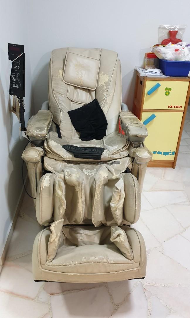 OSIM uPilot Massage Chair (Trade-in use), Health & Nutrition, Massage ...