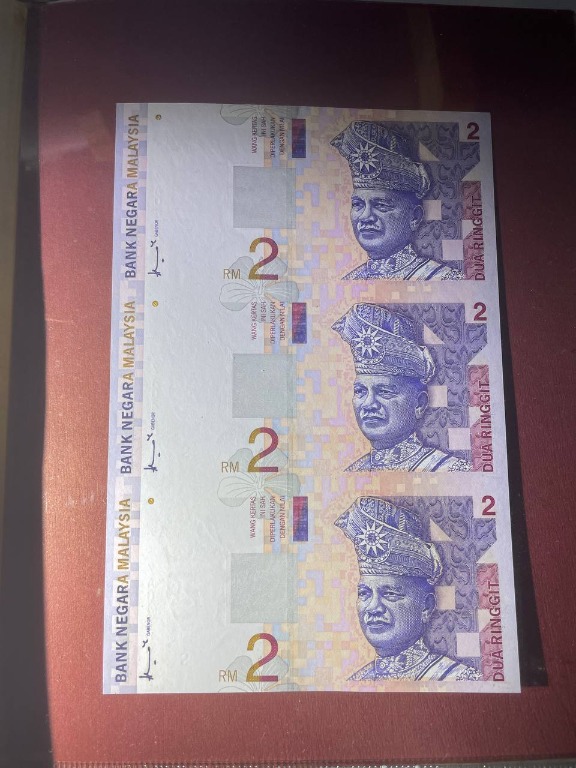 RM2 3 in 1 Uncut Banknote (With Folder), Hobbies & Toys, Collectibles ...