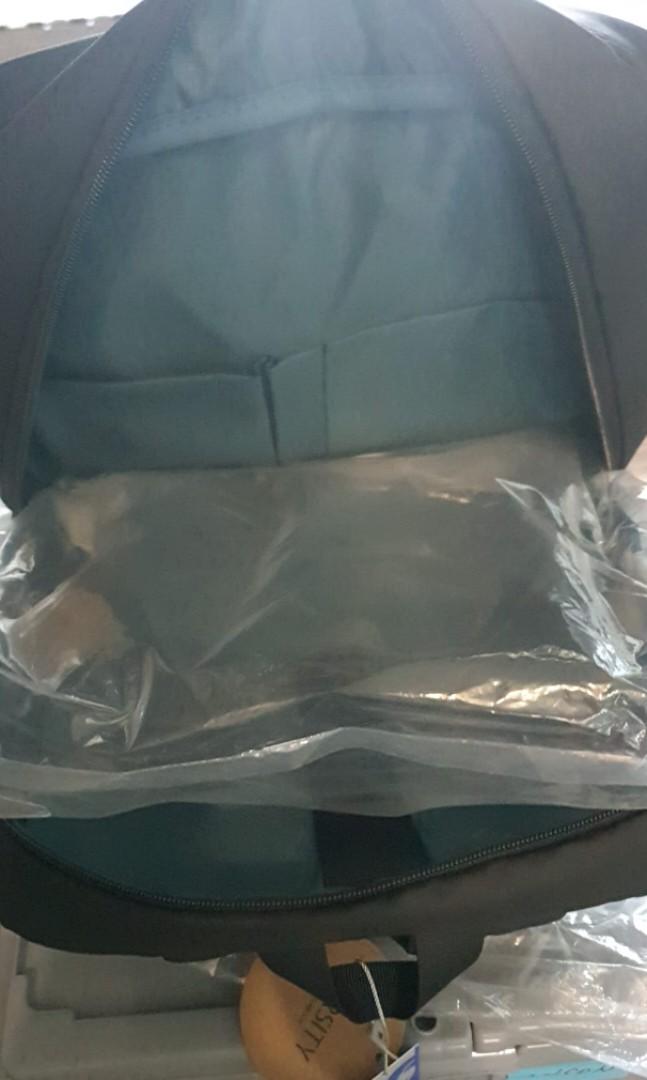 Samsonite Varsity Backpack II, Men's Fashion, Bags, Backpacks on Carousell