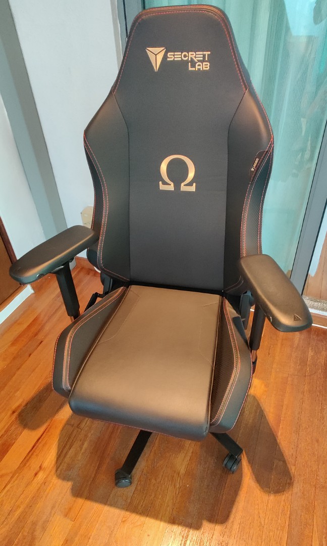 Secret Lab Omega 2020, Furniture & Home Living, Furniture, Chairs on ...