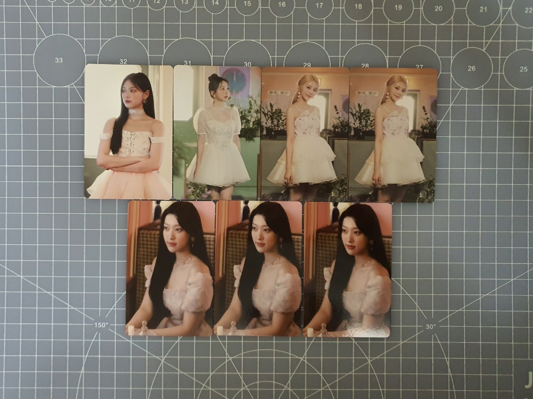 [WTS / WTT] LOONA Flip That AR Photocards cards Hyunjin Vivi Jinsoul Choerry Olivia Hye Hyeju ...