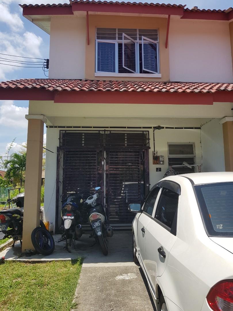 Bilik Sewa at Taman Bunga Raya Sepang, Property, Rentals on Carousell