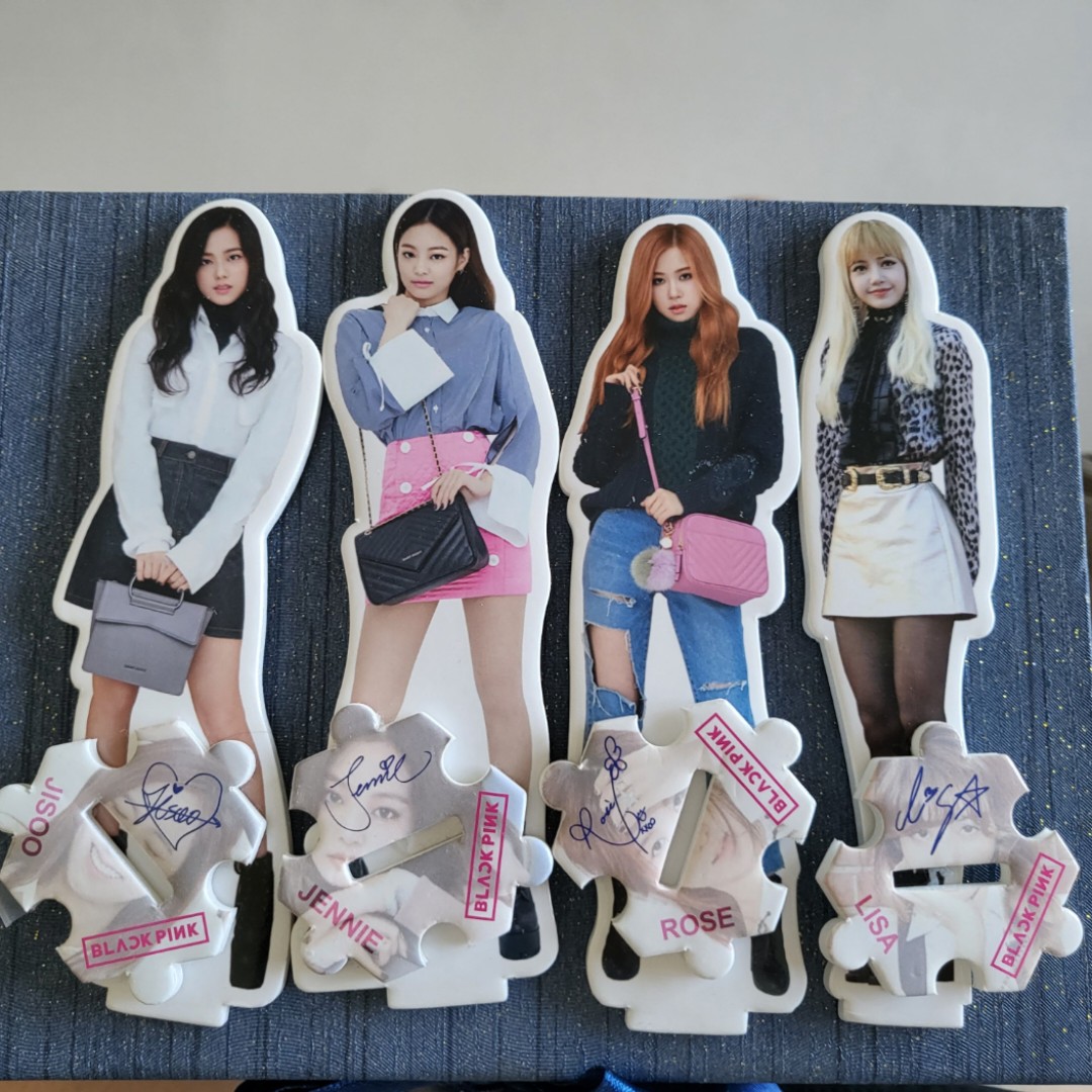 [WTS] Blackpink mini standee, Hobbies & Toys, Memorabilia ...