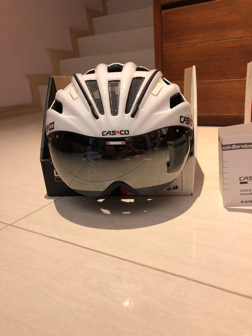 Casco Adaptive Aerodynamics Speedster helmet with visor, Sports ...