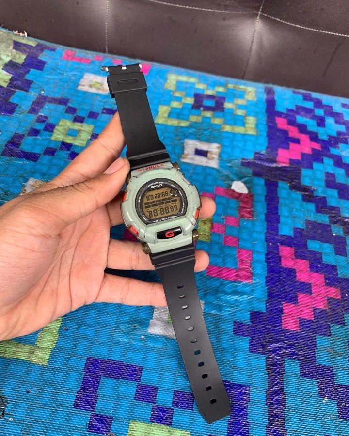 Casio g shock DW-002 original, Fesyen Pria, Jam Tangan di Carousell