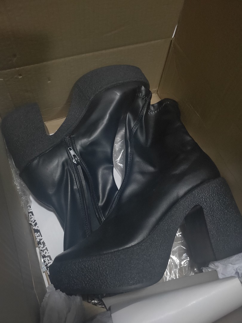 Chucky heel boots, Women's Fashion, Footwear, Boots on Carousell