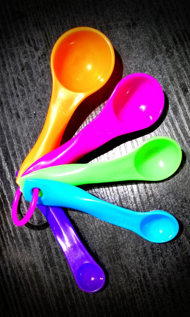 Colourful Measuring Spoons, Furniture & Home Living, Kitchenware ...