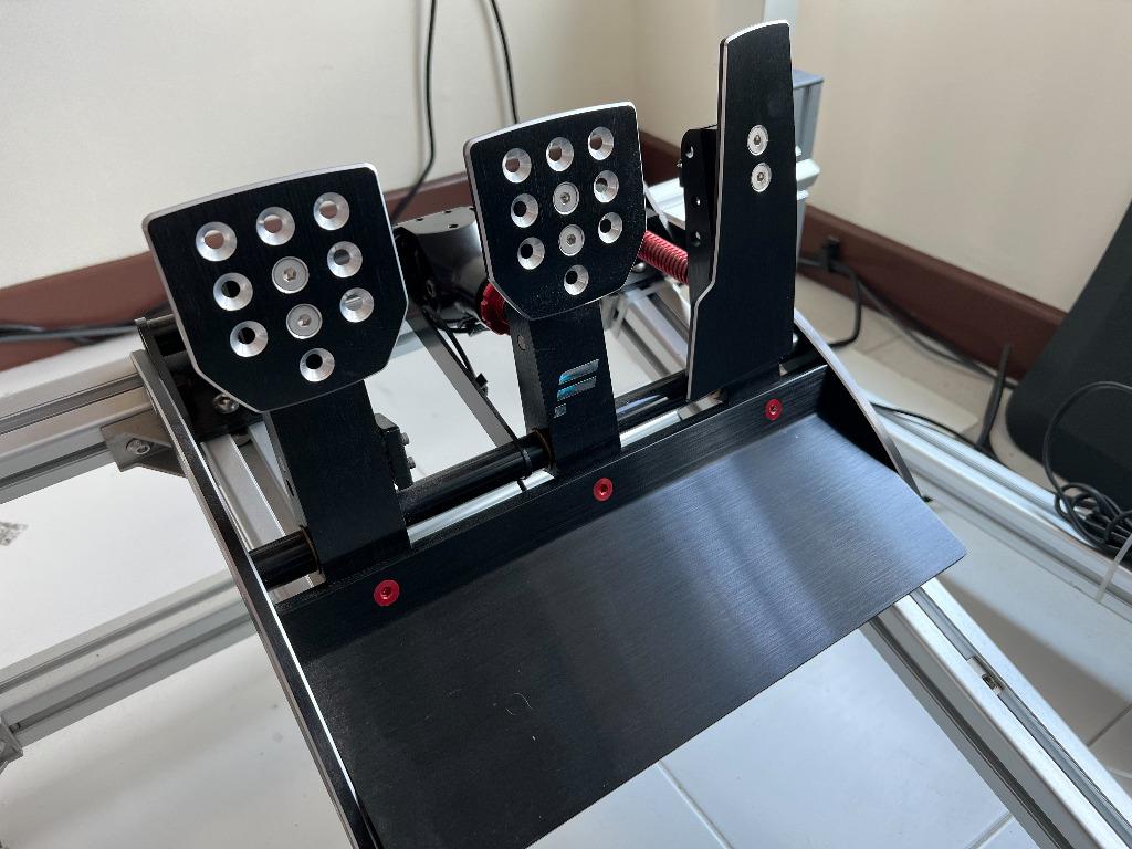 Custom Racing Simulator with optional Thrustmaster TS300 wheel Fanatec ...