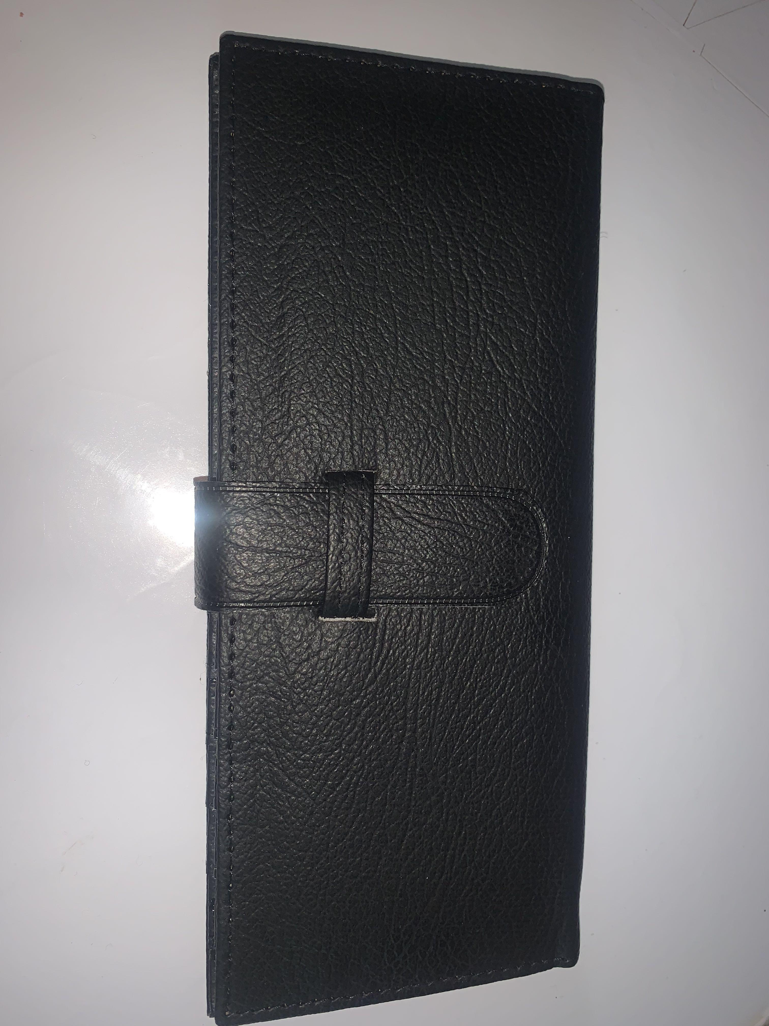 Dompet kartu atau dompet bulanan, Fesyen Wanita, Tas & Dompet di Carousell