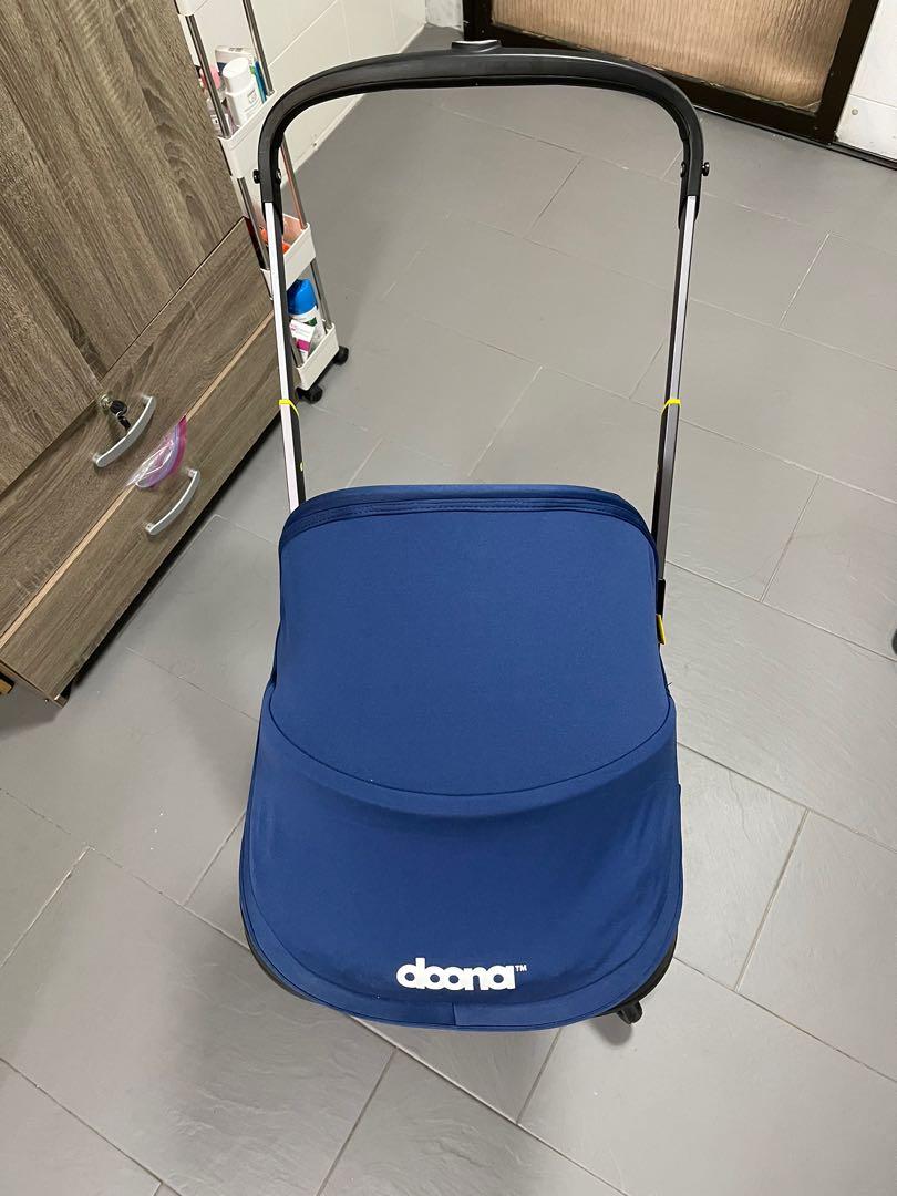 Doona max, Babies & Kids, Going Out, Strollers on Carousell