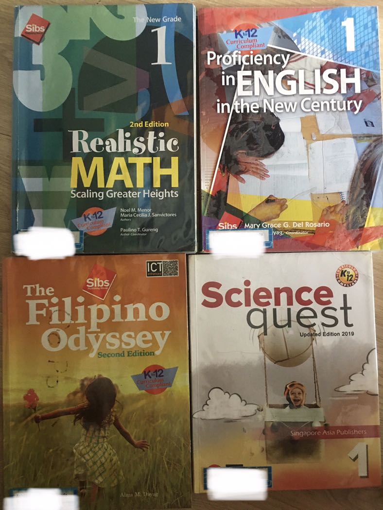 Grade 1 books 100 each, Hobbies & Toys, Books & Magazines, Textbooks on ...