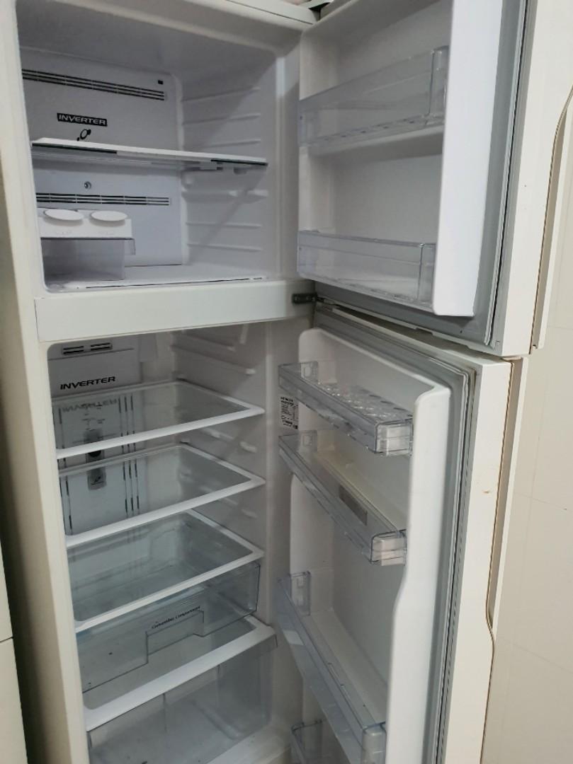Hitachi fridge/freezer, TV & Home Appliances, Other Home Appliances on ...