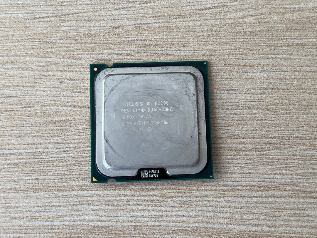 Intel E2200, 電腦＆科技, 電腦周邊及配件, 電腦周邊產品 on Carousell