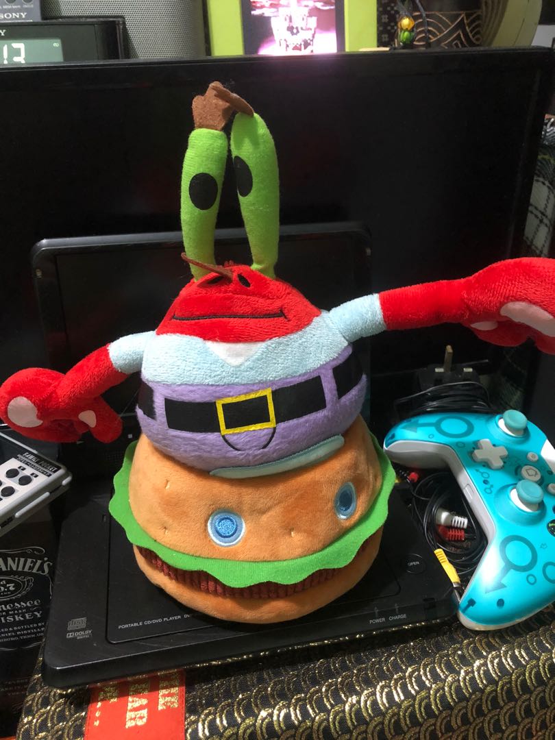 Krabby patty and mr krabs plush toy set, Hobbies & Toys, Toys & Games ...