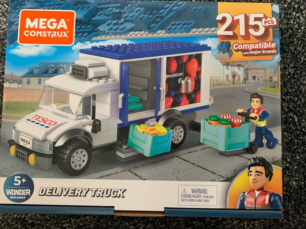 Mega Tesco delivery truck, 興趣及遊戲, 玩具 & 遊戲類 - Carousell