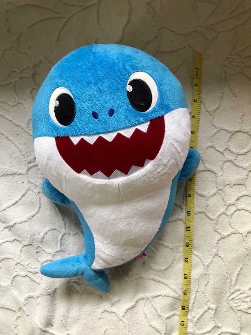 PinkFong Daddy Shark, Hobbies & Toys, Toys & Games on Carousell