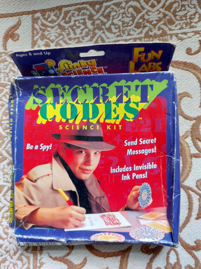 Secret Codes game 特務遊戲, 興趣及遊戲, 玩具 & 遊戲類 - Carousell
