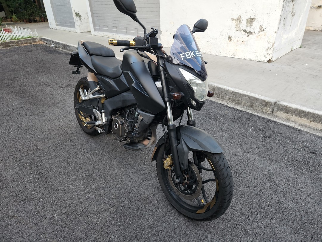 Immediate Sale BAJAJ Pulsar NS200 FI Model COE Nov 2025, Motorcycles ...