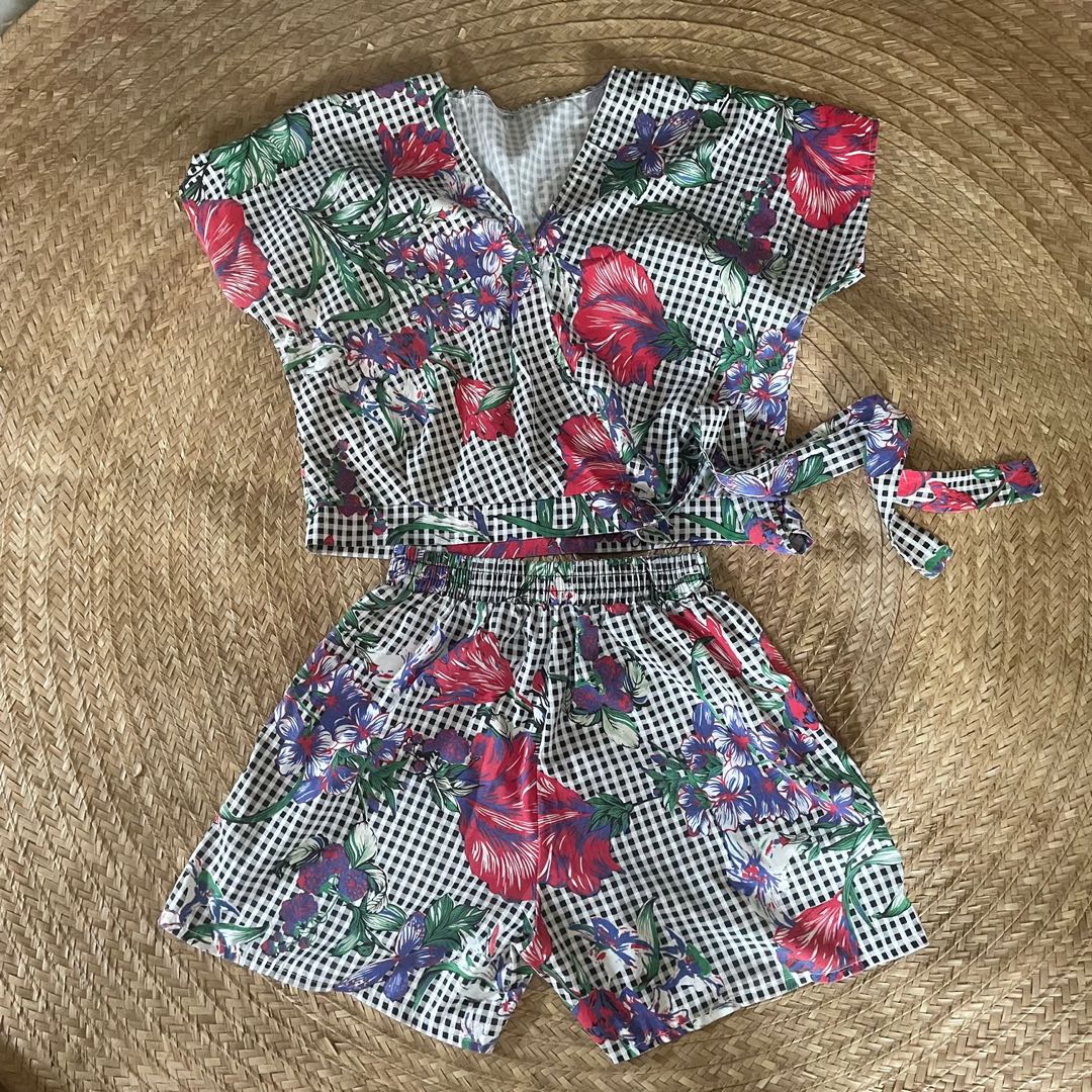 Summer floral coordinates set, Women's Fashion, Dresses & Sets, Sets or ...