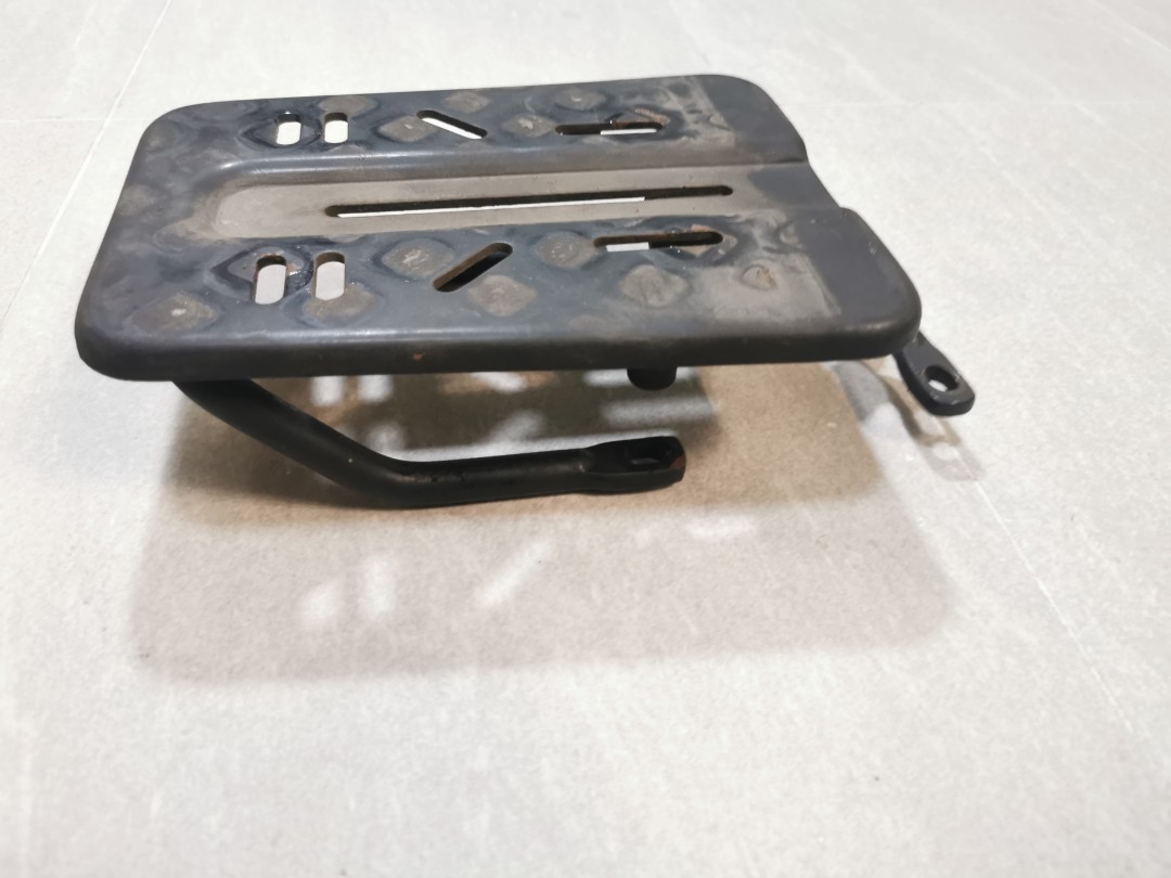 SYM Joyride 200i box rack, Sports Equipment, Bicycles & Parts, Parts ...