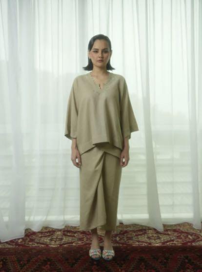 Tangsi Tujuh Sedepa Seimbang Collection, Women's Fashion, Tops, Blouses ...