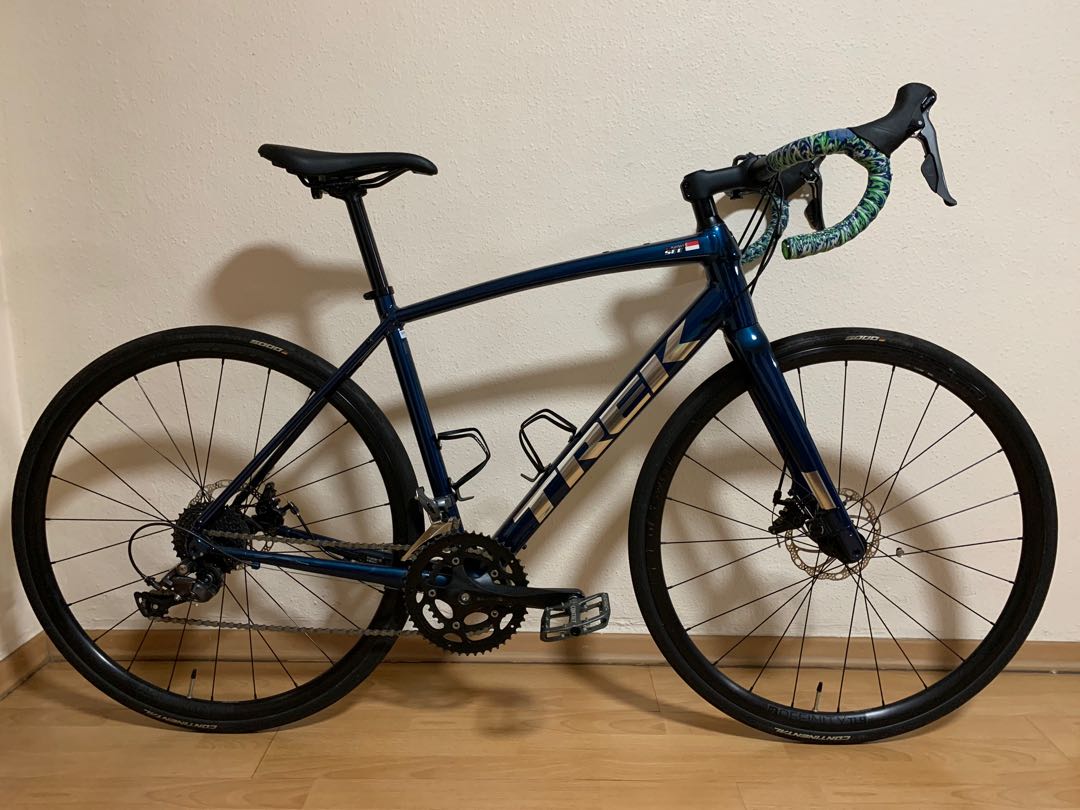 Trek Domane AL 2 Disc - Size 54 & 49, Sports Equipment, Bicycles ...