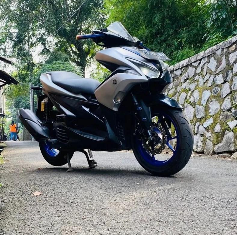 Yamaha aerox 155cc type R Vva bluecore tahun 2019, Motor di Carousell