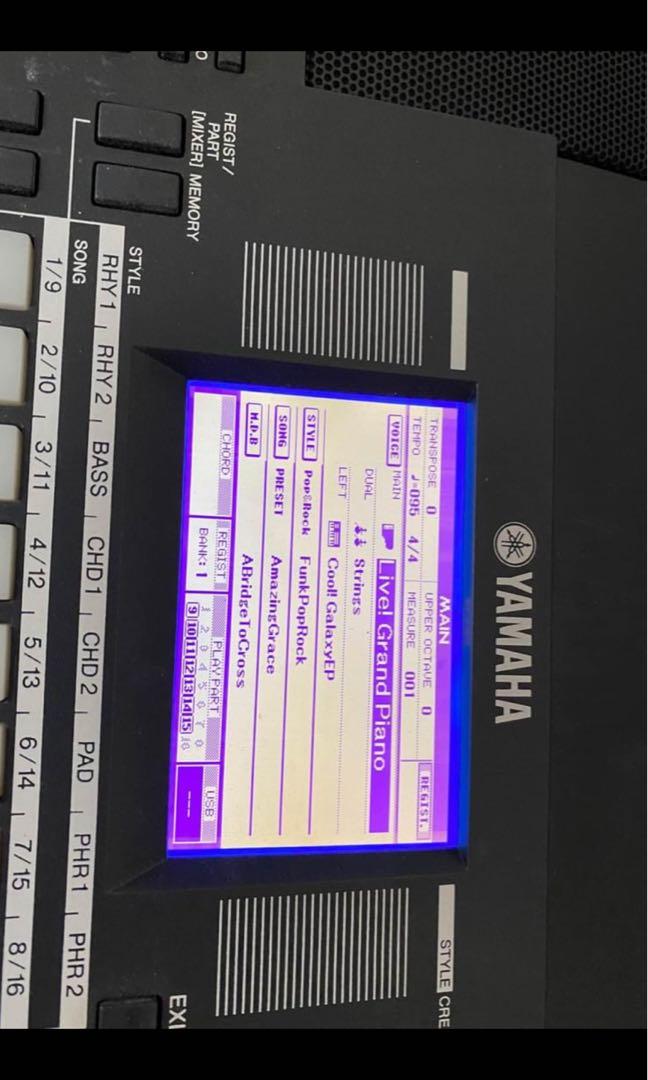 YAMAHA PSR-S550B Workstation keyboard / Digital Piano, Hobbies & Toys ...