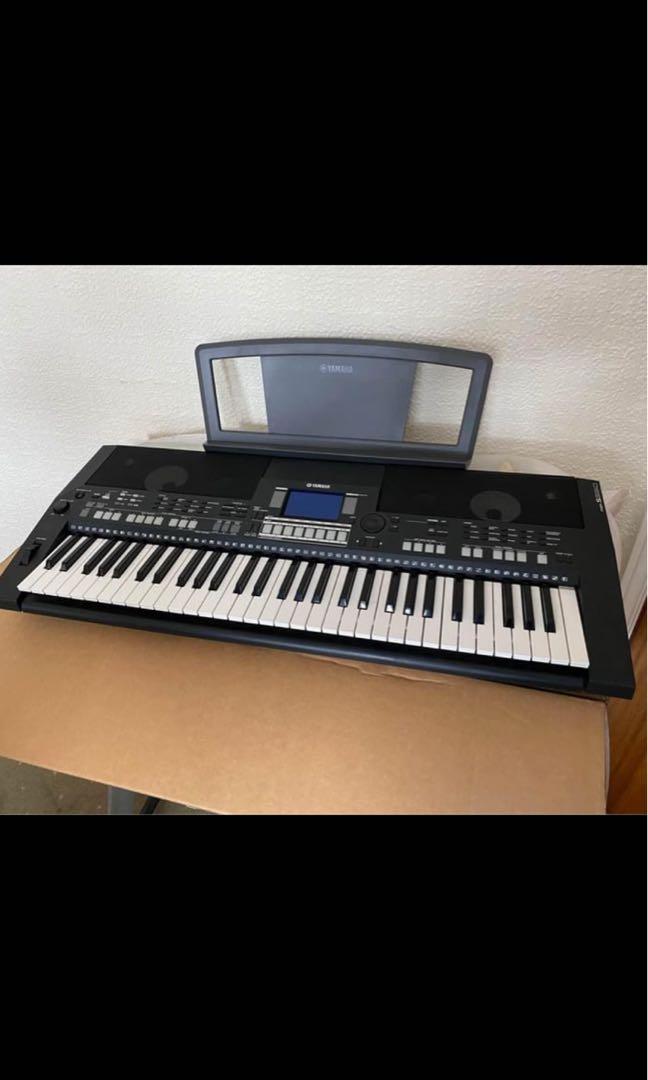 YAMAHA PSR-S550B Workstation keyboard / Digital Piano, Hobbies & Toys ...