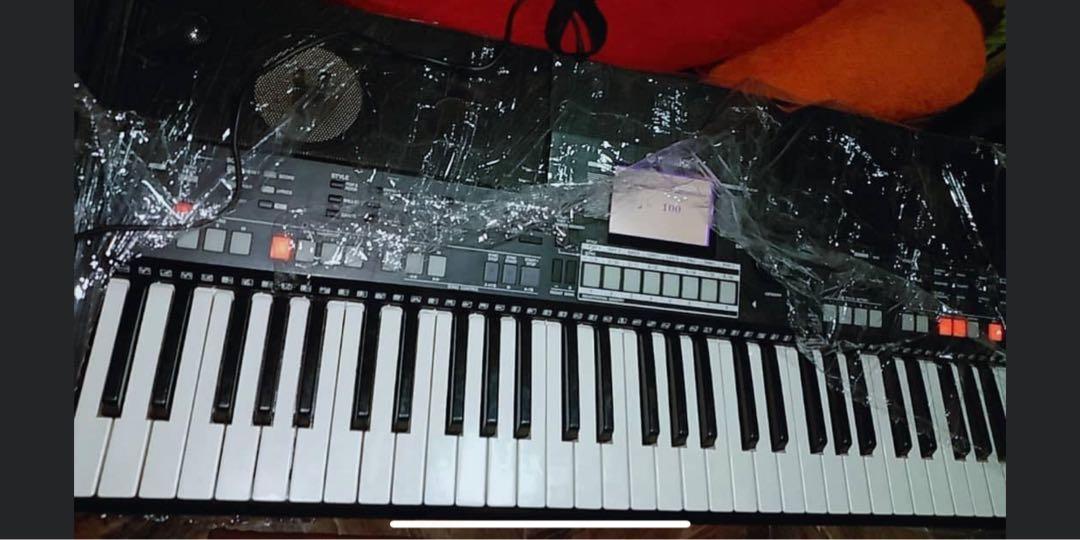 YAMAHA PSR-S550B Workstation keyboard / Digital Piano, Hobbies & Toys ...