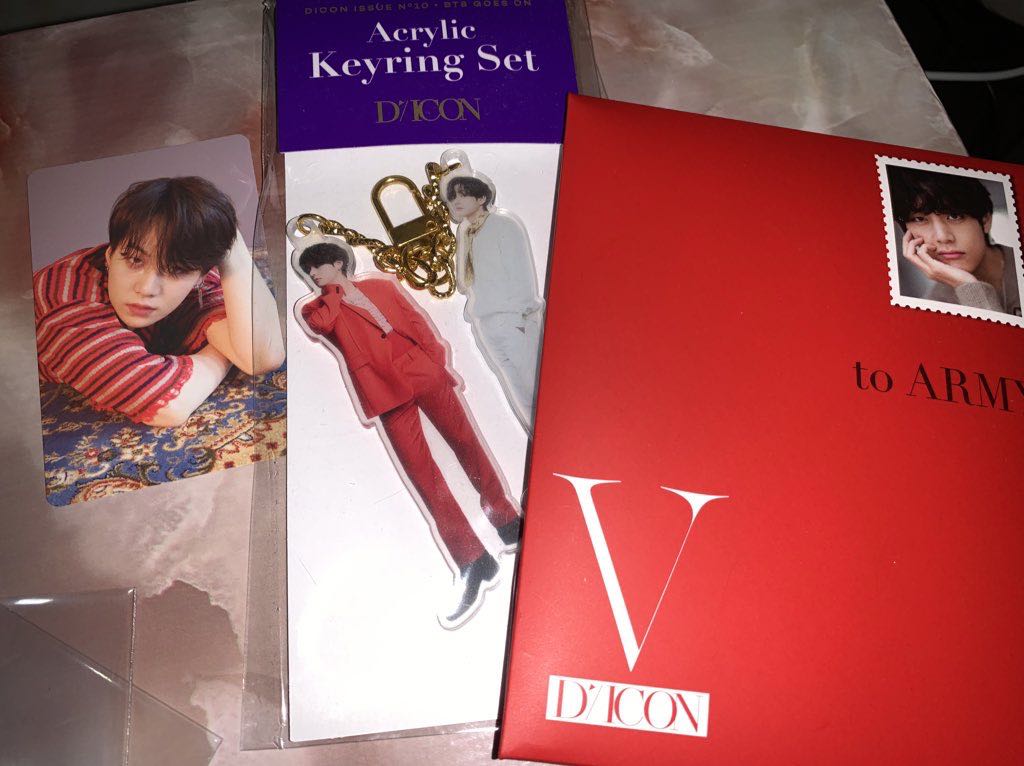 YOONGI TEAR O BUNDLE BTS SUGA, Hobbies & Toys, Memorabilia & Collectibles, K-Wave on Carousell