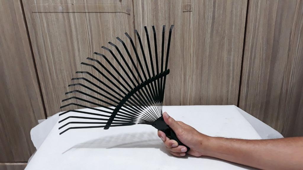 22 Teeth Kalaykay Fan Rake, Furniture & Home Living, Gardening ...