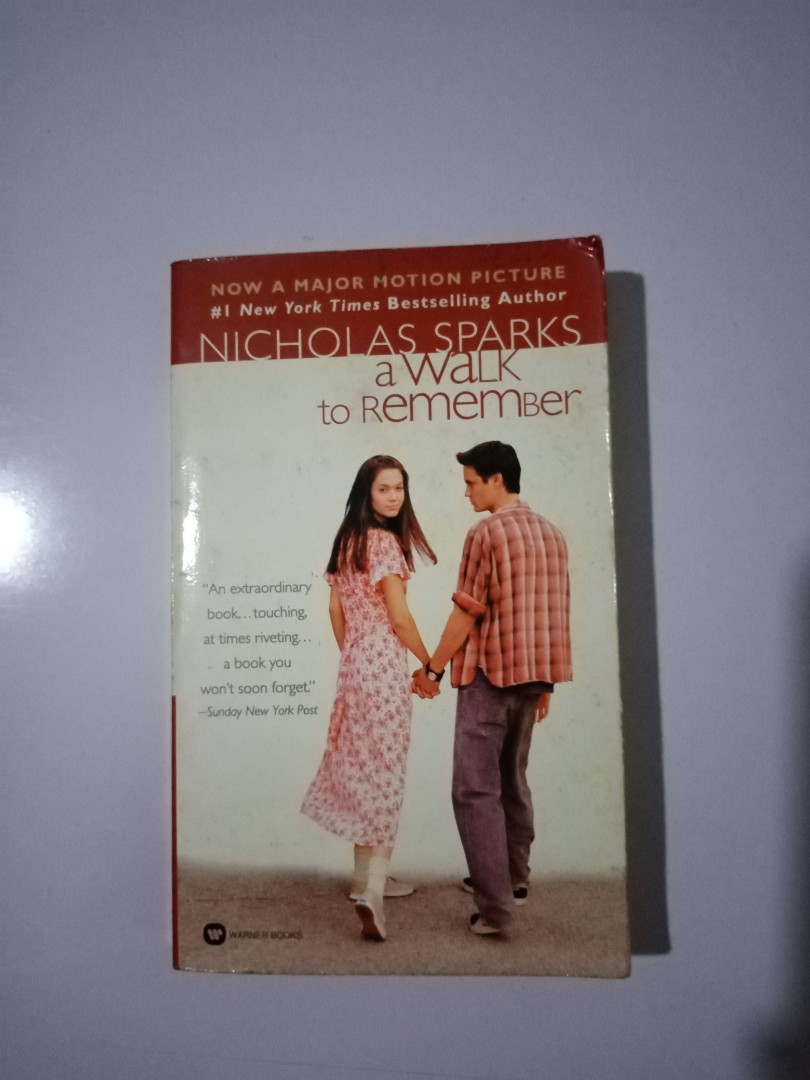 A Walk to Remember by Nicholas Sparks, Hobbies & Toys, Books ...