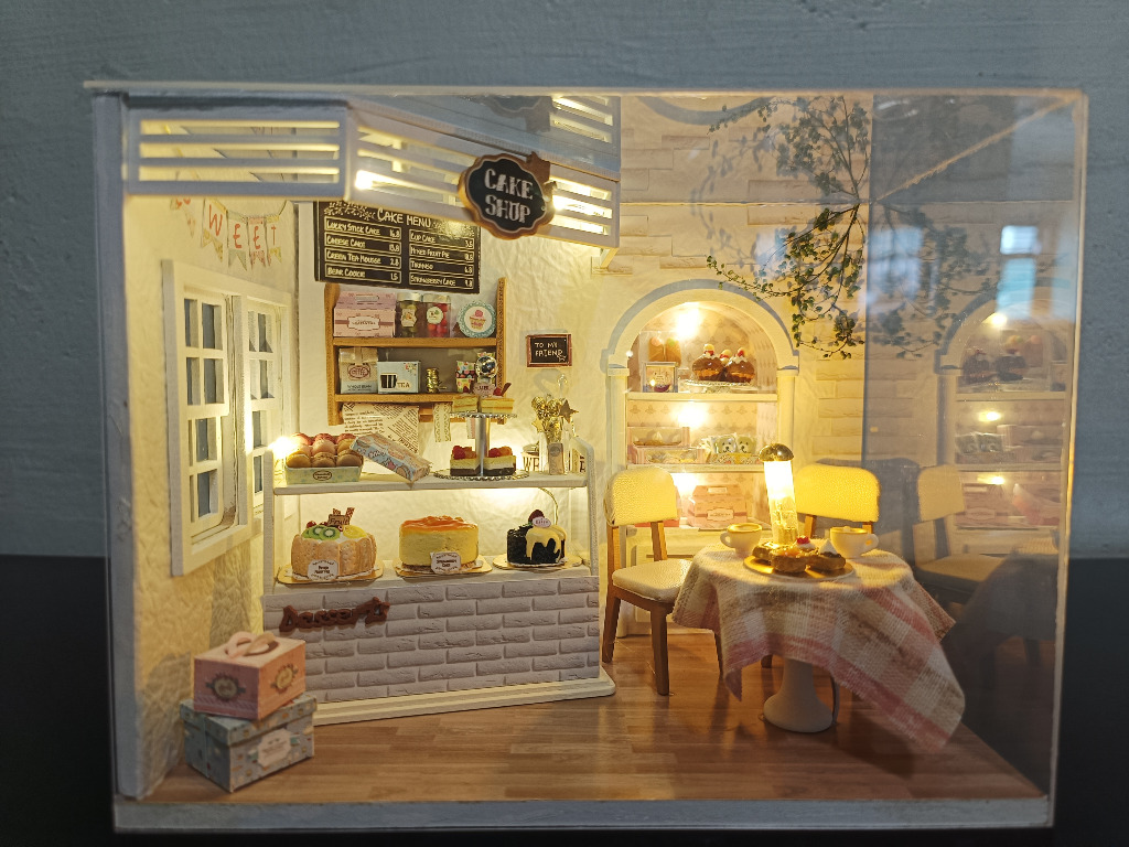 Assembled Miniature Cafe Model, Hobbies & Toys, Stationery & Craft ...