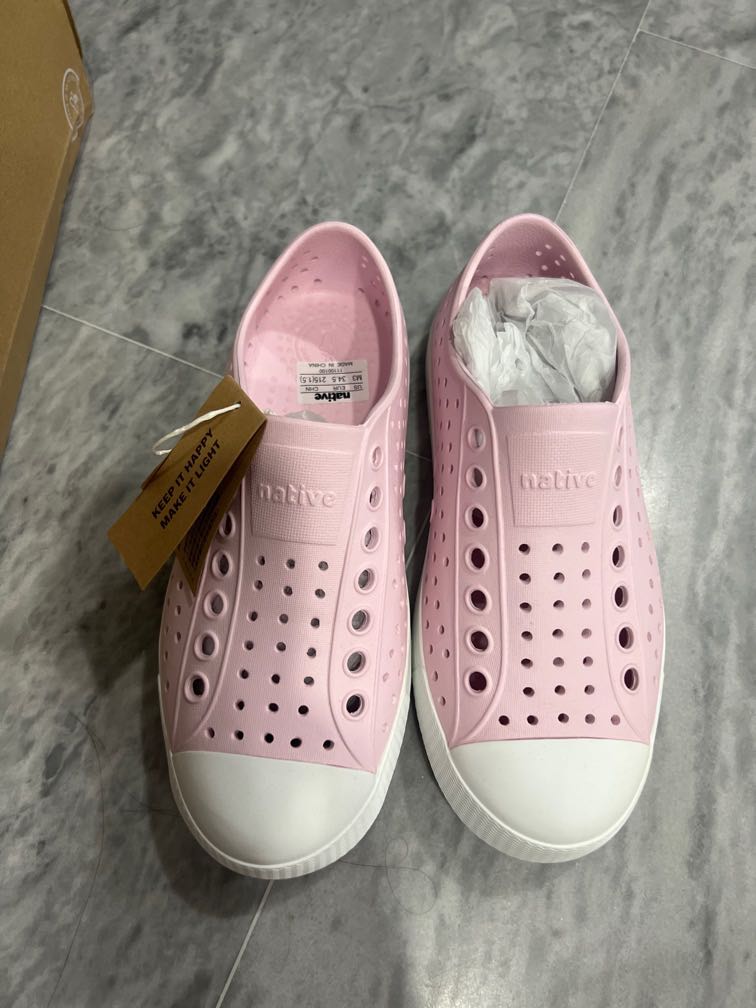 Brand New Authentic Native Shoes, Women's Fashion, Footwear, Flats on ...