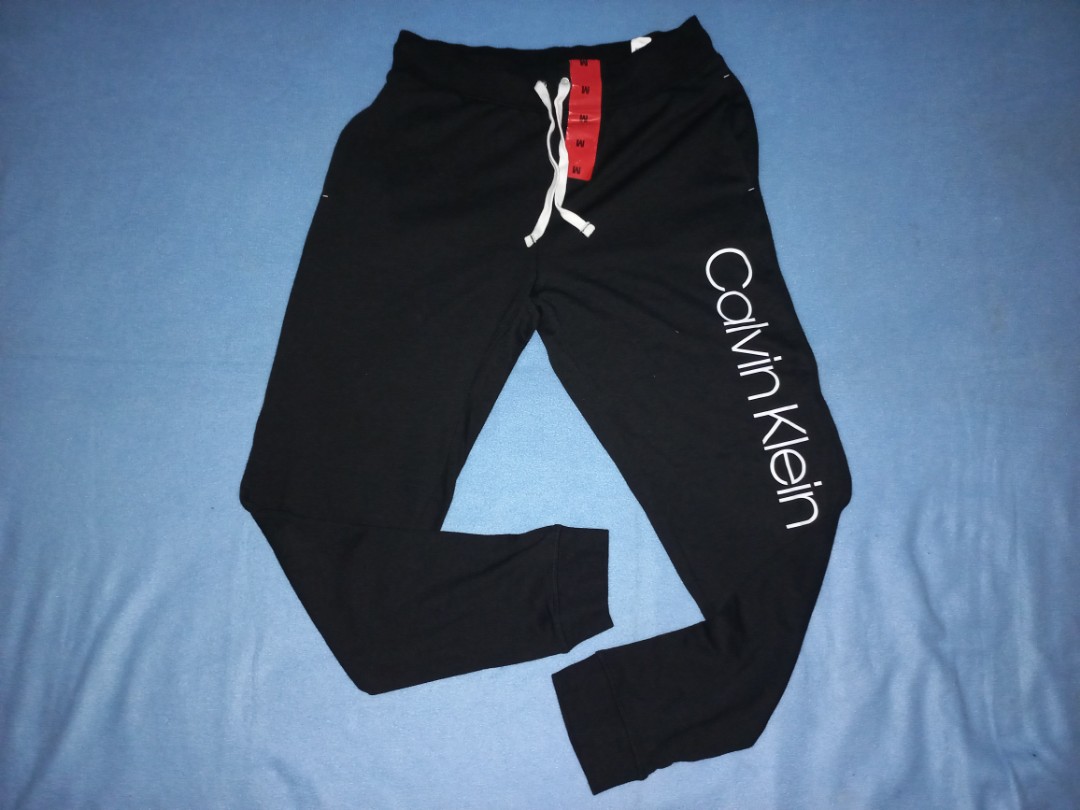 calvin klein jogger, Men's Fashion, Bottoms, Joggers on Carousell