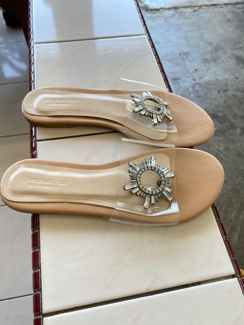 Diamond sandal, Women's Fashion, Footwear, Flipflops and Slides on ...