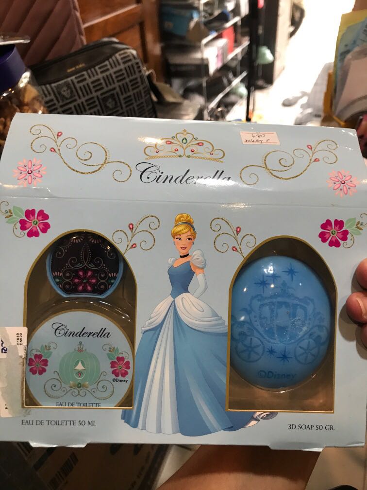 Disney Princess EDT cinderella, Beauty & Personal Care, Fragrance ...
