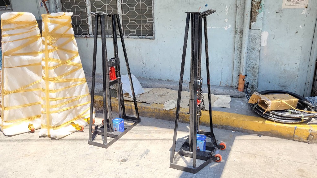 Fiber Cable Drum Reels Stand, Commercial & Industrial, Construction ...