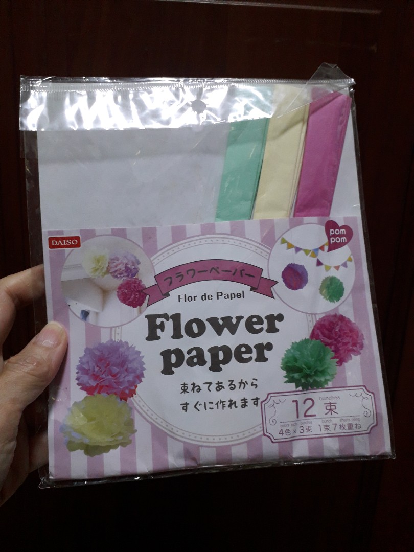 FREE! DIY paper flower Daiso, Hobbies & Toys, Stationery & Craft ...