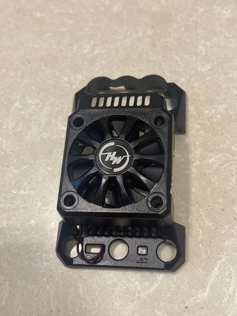 Hobbywing esc Max 5 fan, Hobbies & Toys, Toys & Games on Carousell