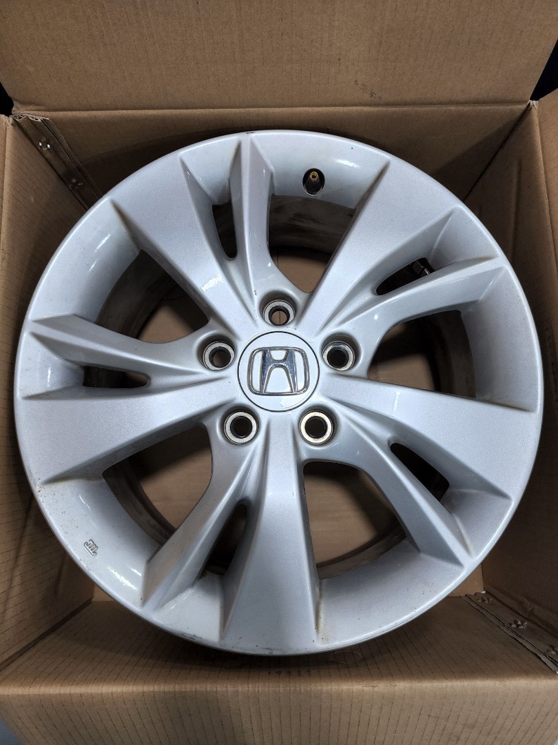 Honda stock rims., Car Accessories, Tyres & Rims on Carousell