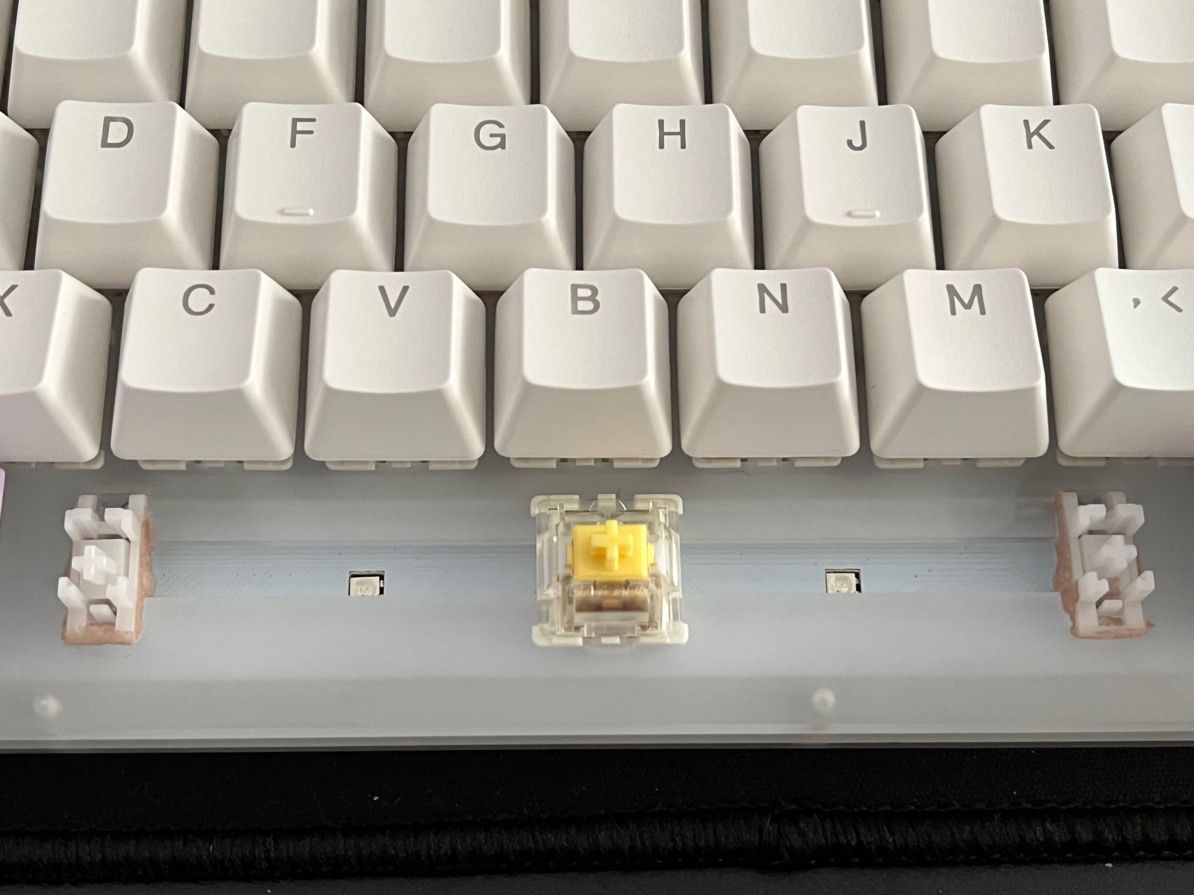 [PO] Gamakay K61 RGB Acrylic Custom Mechanical Keyboard, Computers ...